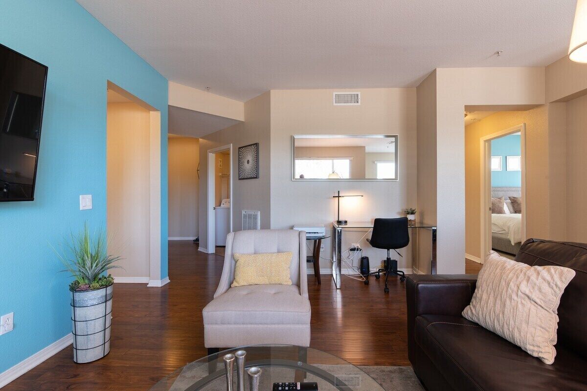 This Apartment Is A 2 Bedroom(s), 2 Bathrooms, Located In Santa Clarita, Ca. - Goliath, Valencia