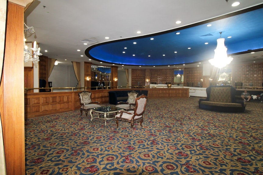 Castle 1527 Studio Balcony With Oceanfront, Pools, Free Parking And Direct Beach Access - Miami Beach, FL