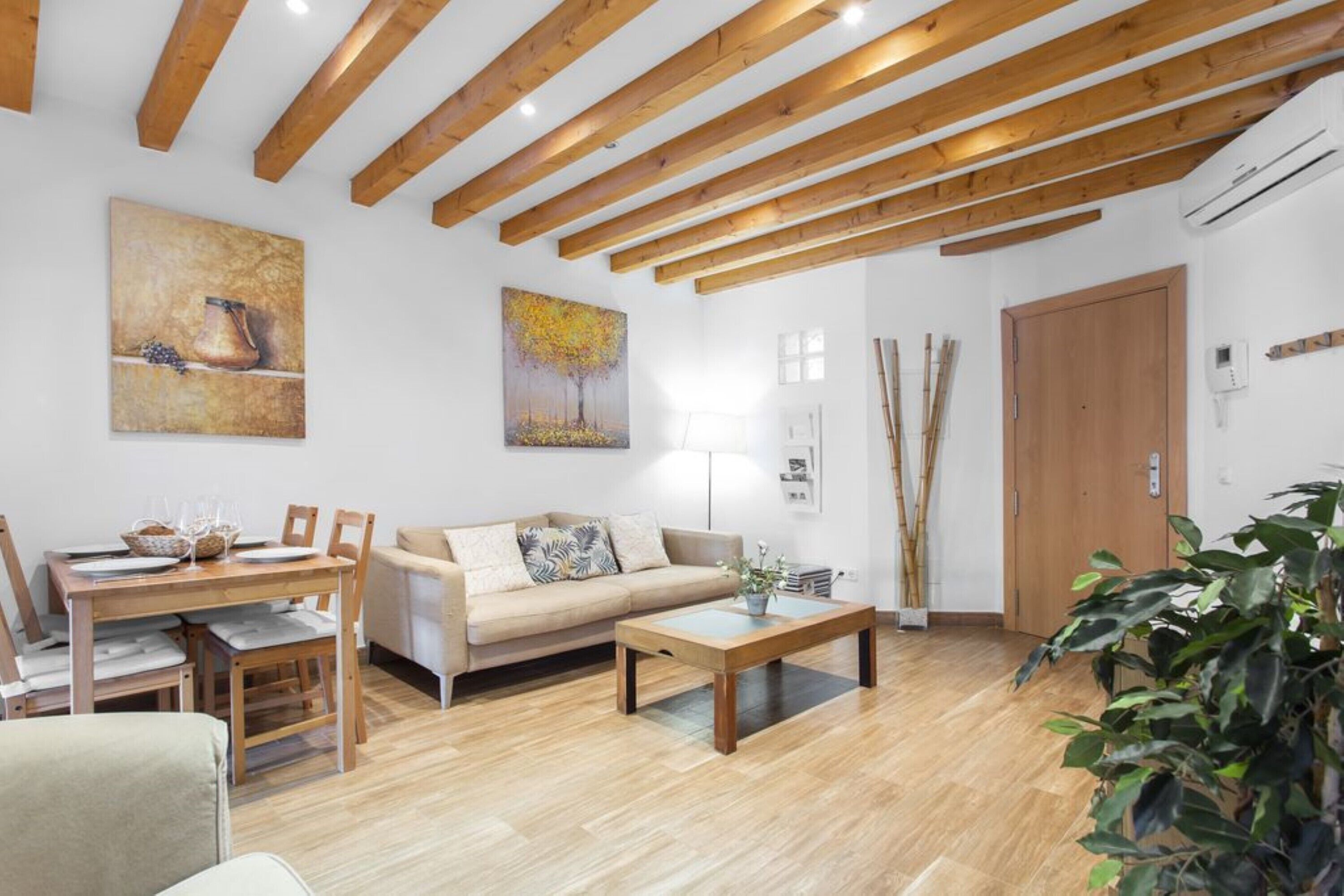 Modern Apartment "Can Darder" With Pool, Air Conditioning, Terrace & Wi-fi - Deià