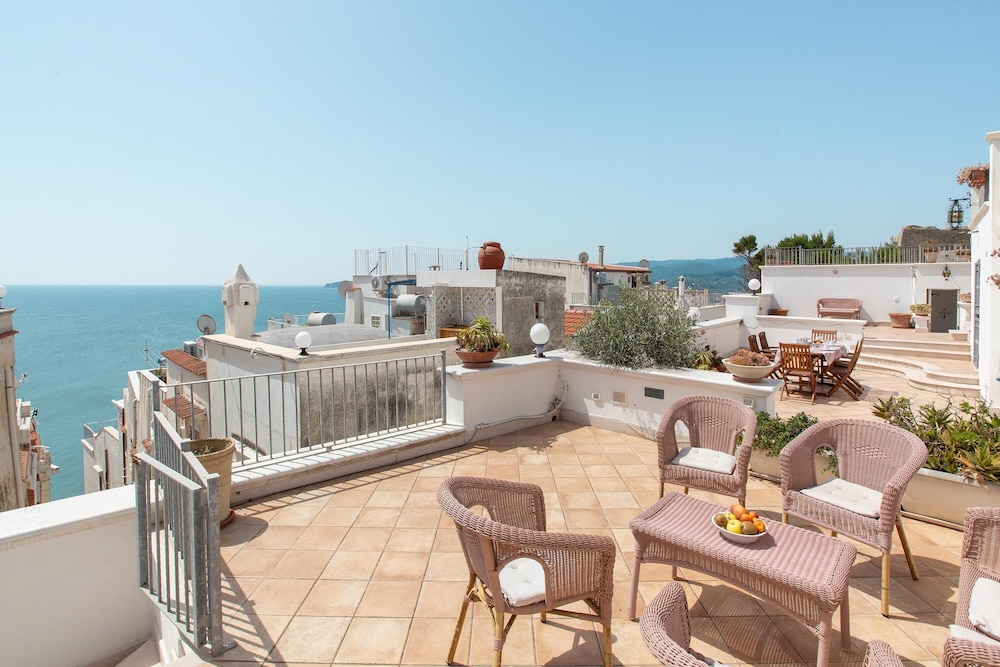 3557 Dimore Al Castello-cattedrale By Barbarhouse - Vieste