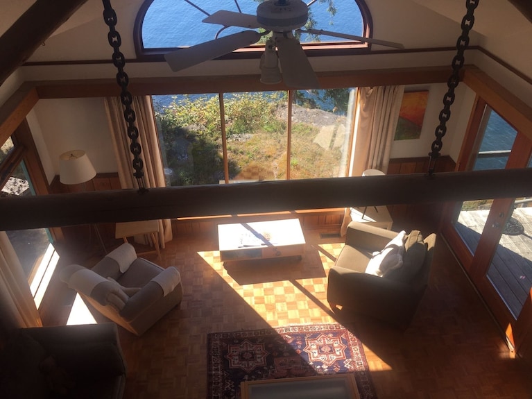 Home By The Sea. North Galiano Island. - Galiano Island