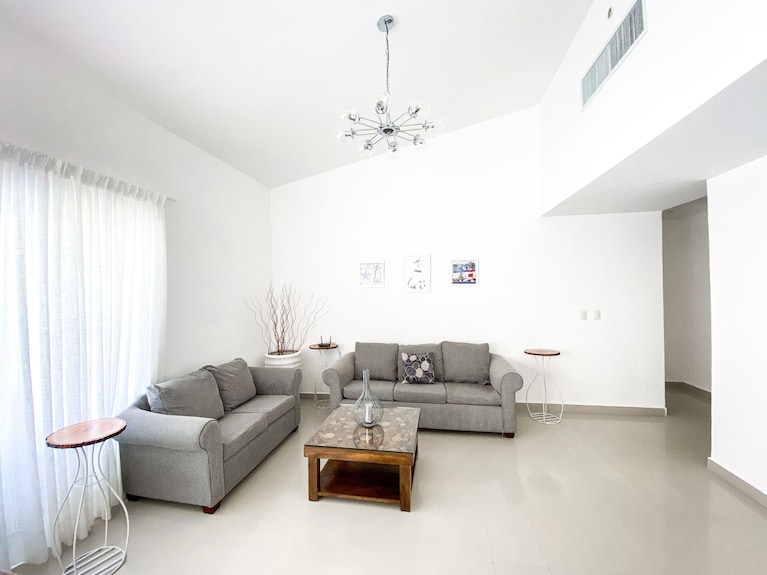 Spacious Apartment W/private Rooftop And Private Cool Water Jacuzzi - Punta Cana