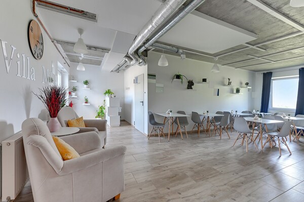 Mile Gdansk Airport - Gdańsk