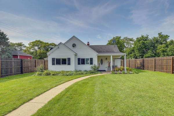 Private Plainfield Retreat W/ Gas Grill + Patio - Illinois
