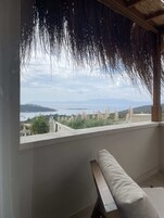 Quarto Clássico com Cama de Casal, 1 cama queen-size | Vista para a praia ou o mar