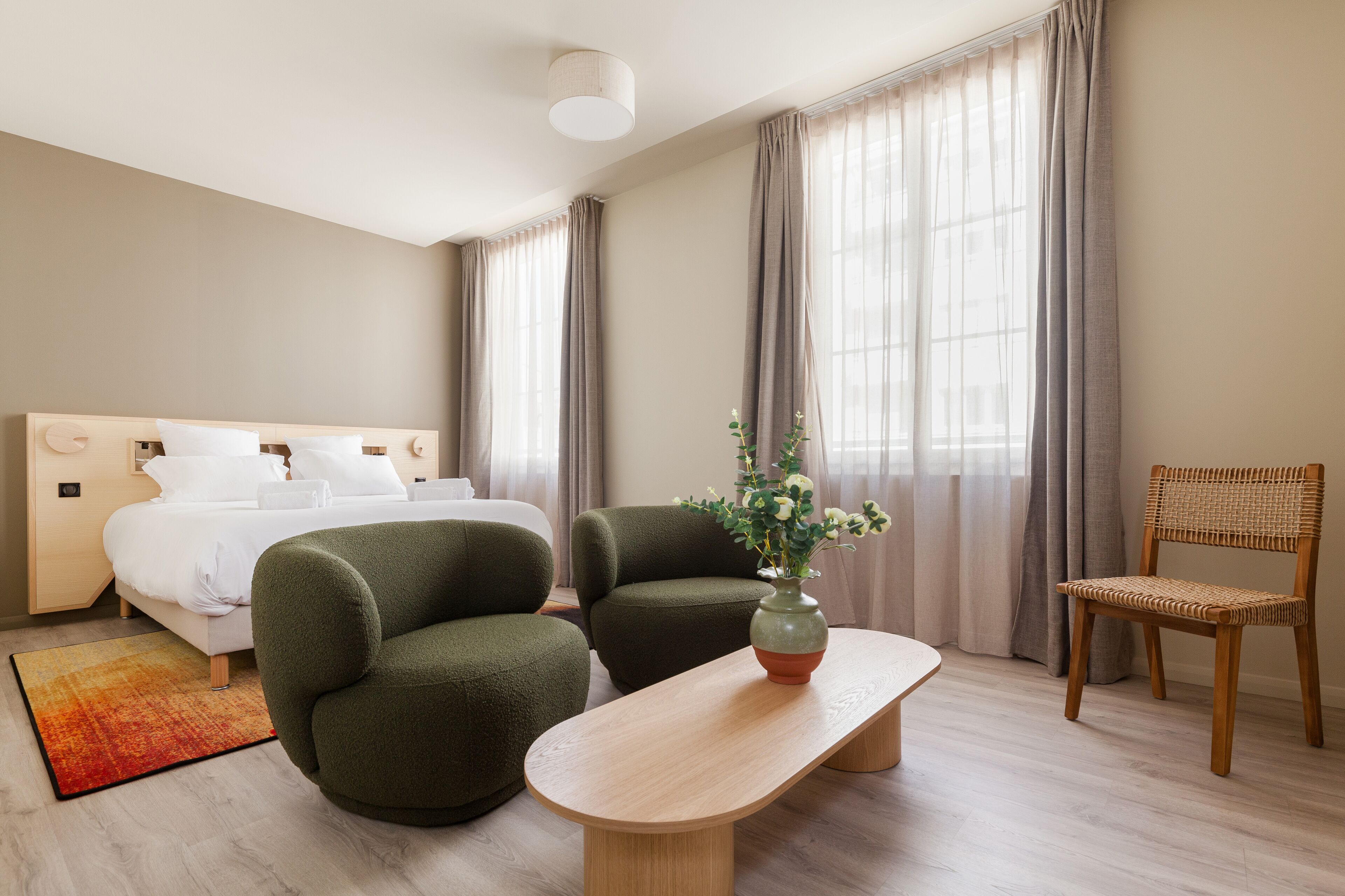 La Loge Gogaille - 7 Dormants - Accès autonome in Orléans: Find Hotel ...