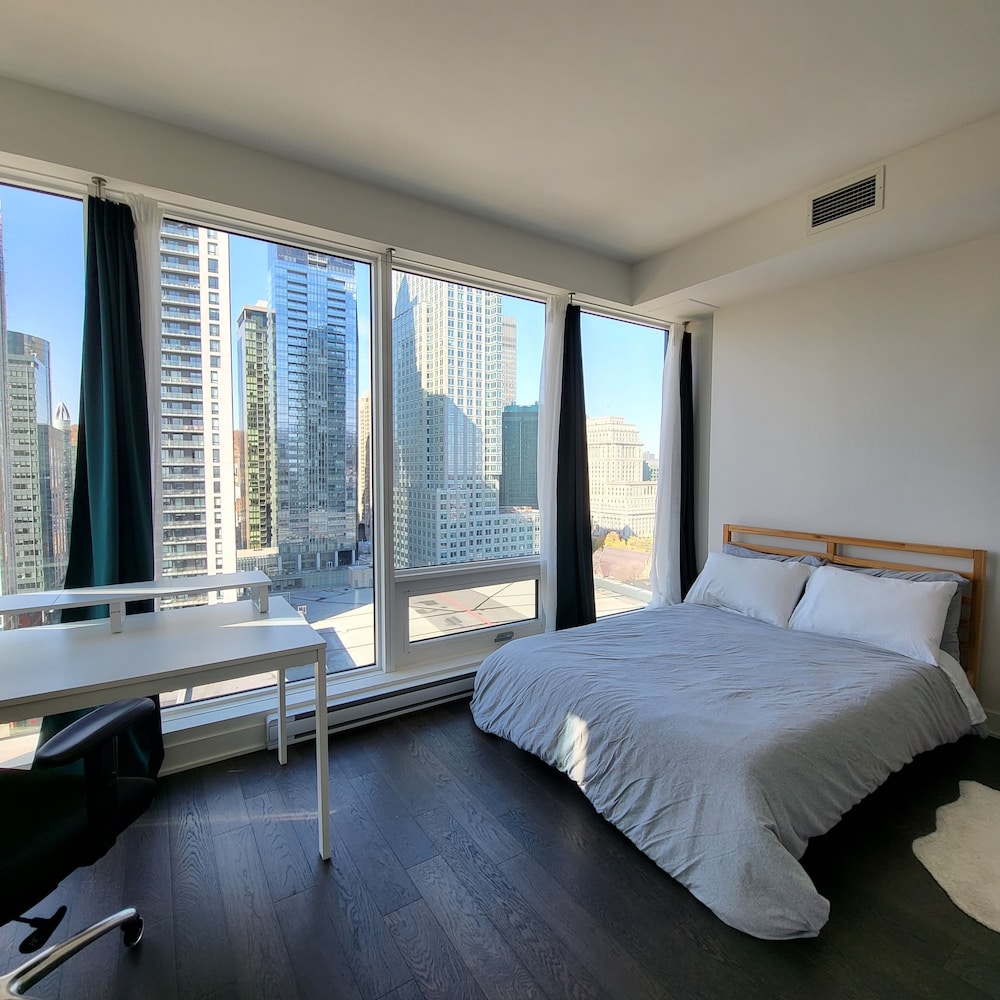 Lux Corner Unit-spa-gym-office-lounges - Montreal | Vrbo