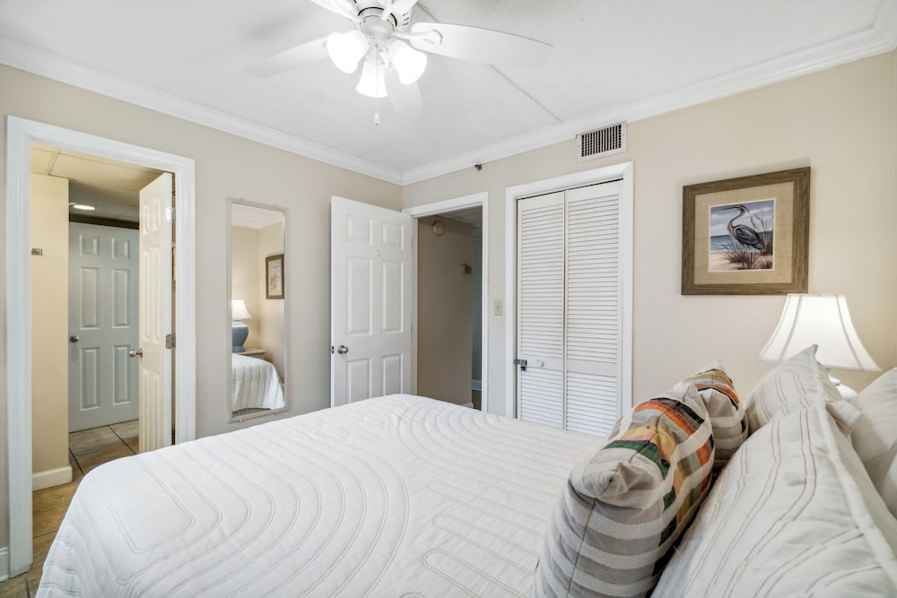 Sunbird Beach Resort By Book That Condo - Panama City Beach