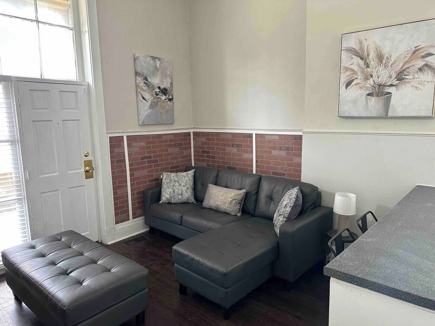 The Harrison A / 1bd/1ba Apt Steps From Riverfront - 伊凡斯維爾