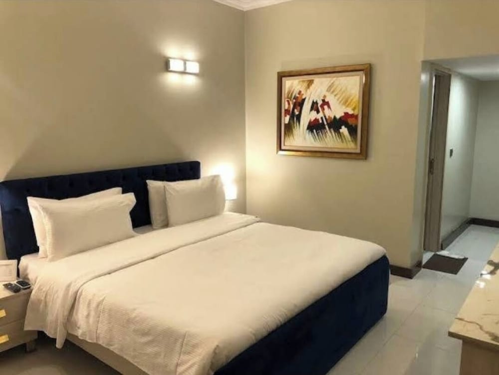 Galaxy Residency Family Guest House - Karachi
