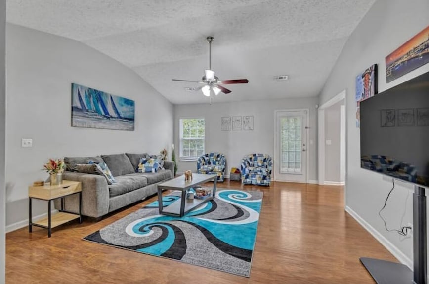 New! Spring Hill Private Cozy 3br Home - Columbia