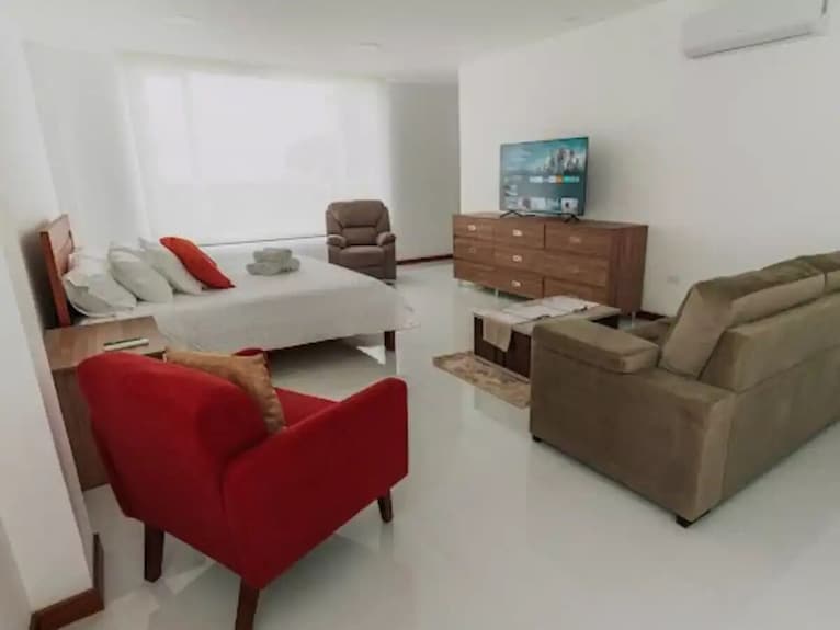 Suite W/ Kitchenette And Living Room\n - Cojimies