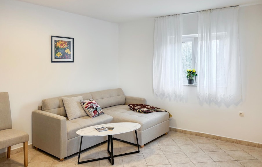 Mooi Appartement Met 1 Slaapkamer In. - Njivice, Omišalj