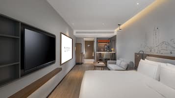 Quarto Empresarial, 1 cama queen-size | Edredões de penas, cofre no quarto, cortinas/cortinados opacos