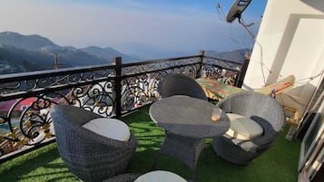 New! 2bhk Luxury Condo/6pax/Casa Arhan / | Terraço/pátio