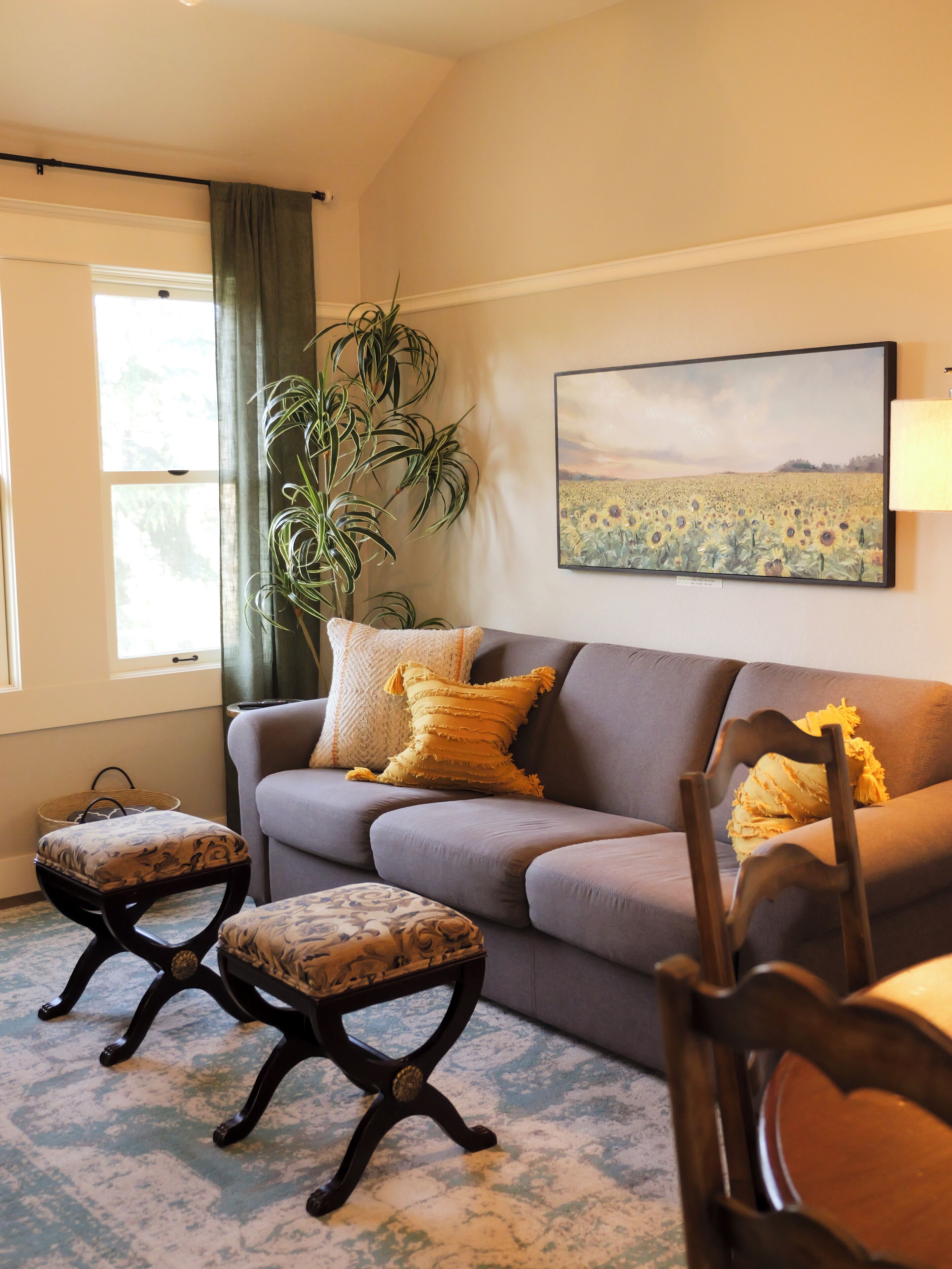 Ashland Group Retreat! The Redtail Inn Offers 3 Full Suites Within One Booking, Sleeping Up To 12. Great Location For The Shakespeare Festival. Ample Space For Your Large Family Or Friend Group. - Ashland, OR