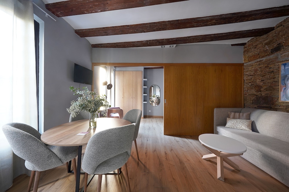 Numa | Lustre Apartments - Barcelona