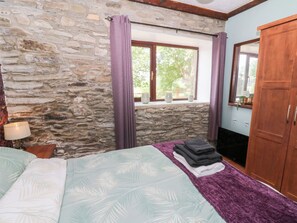 Casa de Campo | 2 quartos, com decoração personalizada, com mobília individualizada