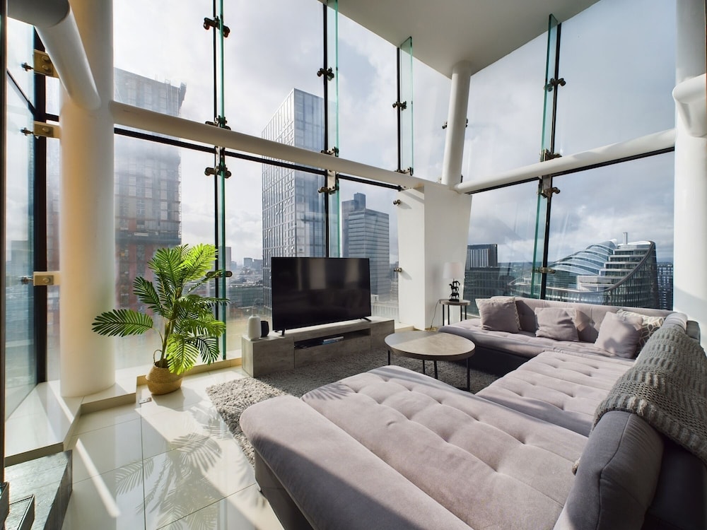 Amazing Skyline Views 3br Duplex - Greater Manchester