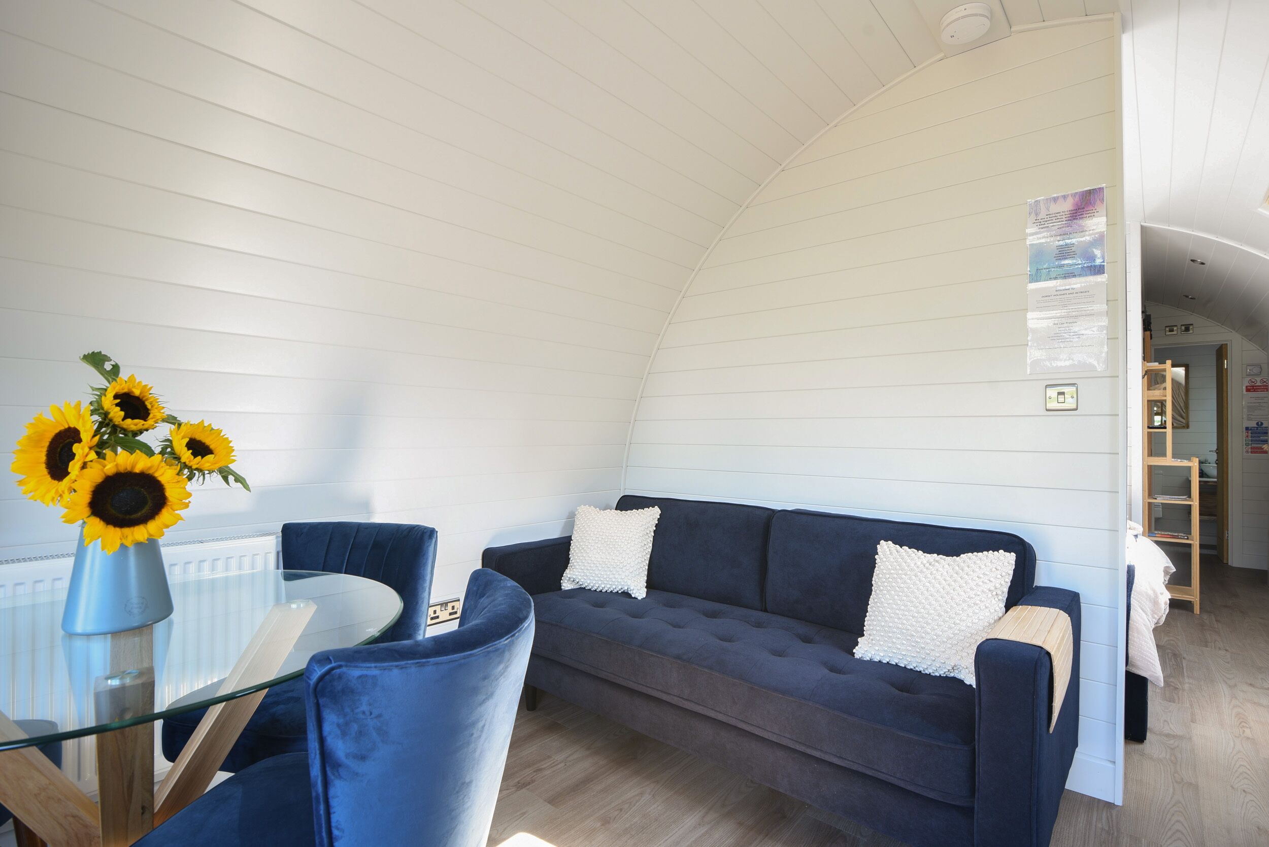 Cedar, Pet Friendly, Character Holiday Cottage In Charmouth - Charmouth