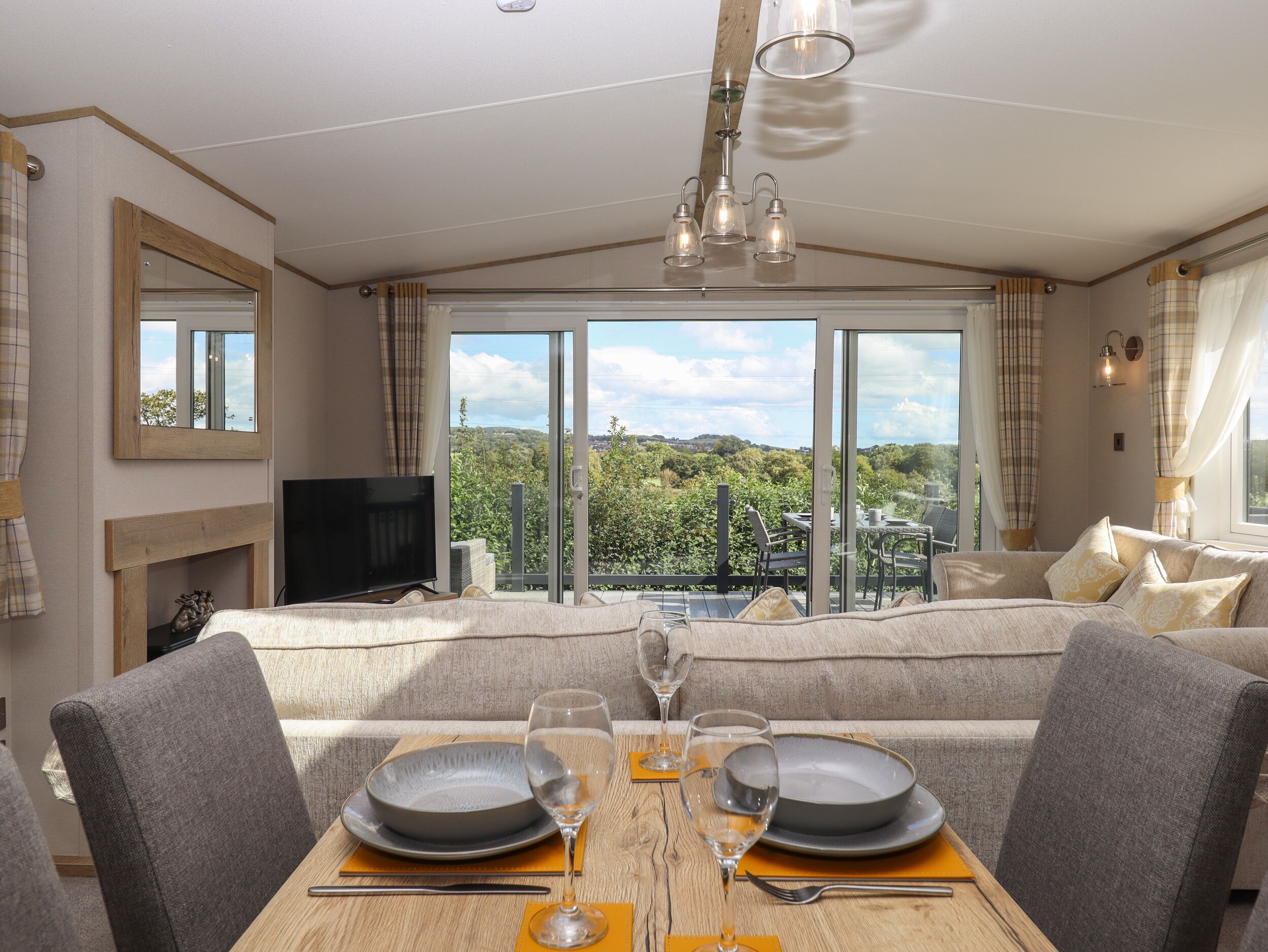 Hazel Lodge, Pet Friendly, Country Holiday Cottage In Newton Abbot - Teignmouth