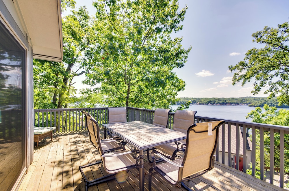 Lake-view Home At Margaritaville Resort! - Lake Ozark, MO