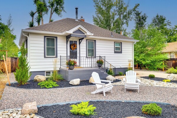 Loveland Retreat W/ Bicycles, Deck & Fire Pit! - Loveland, CO