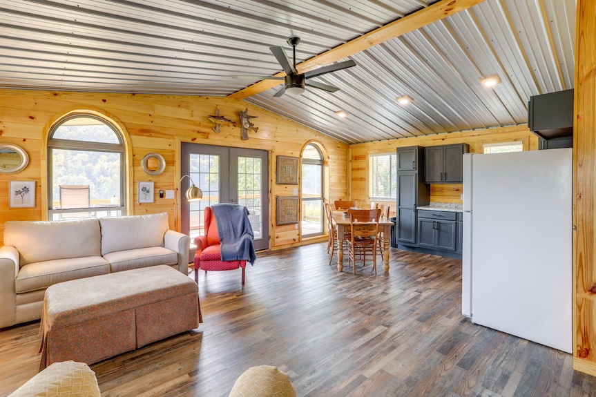 Melbourne Home W/ Fire Pit On The White River! - 멜버른