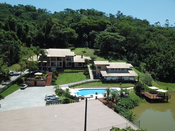 Village Du Lac Hotel - Blumenau