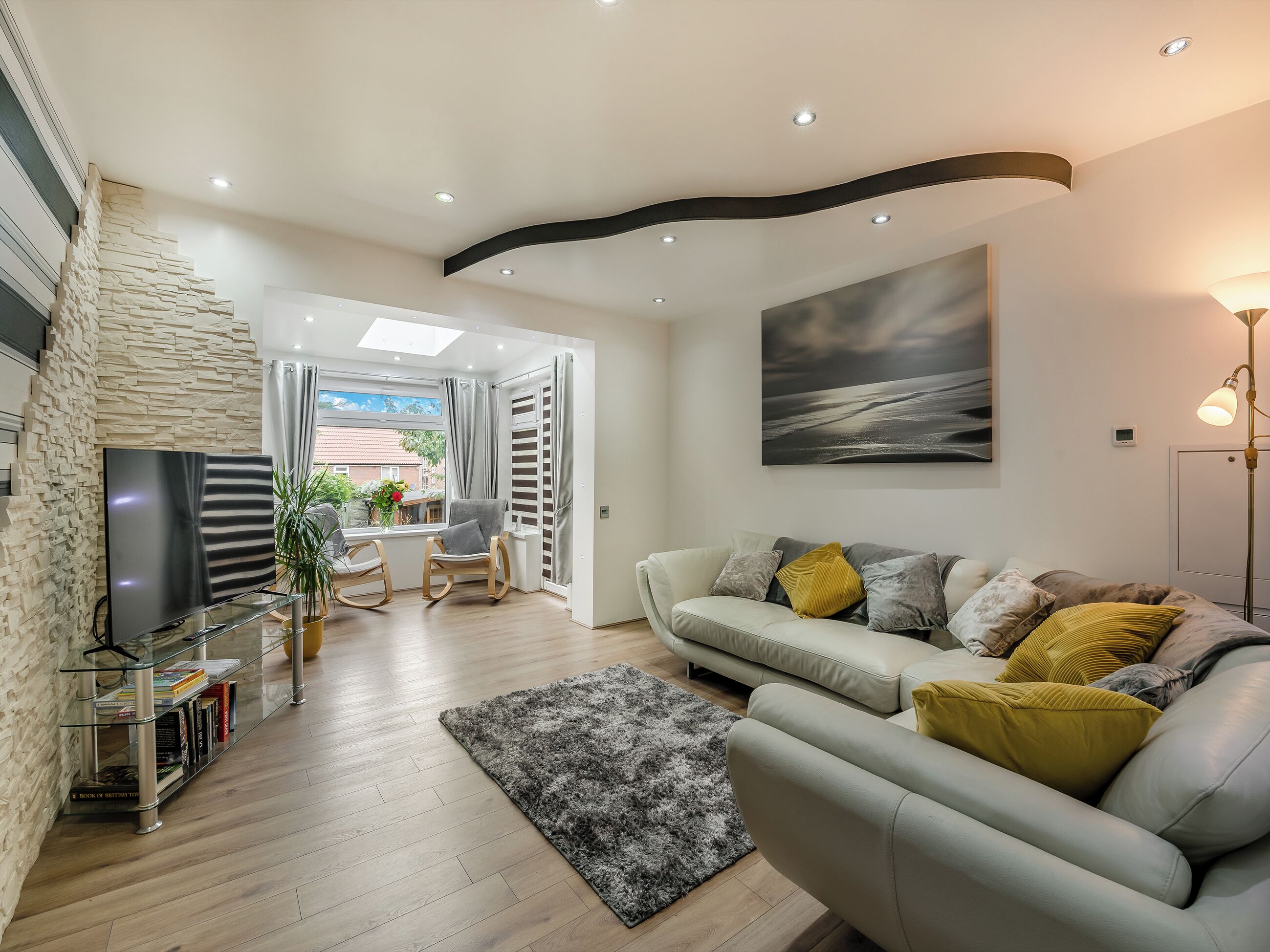 3 Bedroom Accommodation In Scarborough - Scarborough