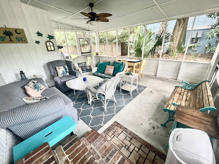 3br 2ba Beach Cottage On Isle Of Palms! - Isle of Palms Beach, SC