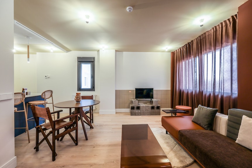 Moderno Apartamento De Dos Habitaciones Cerca Del Palacio Real 02 - Móstoles