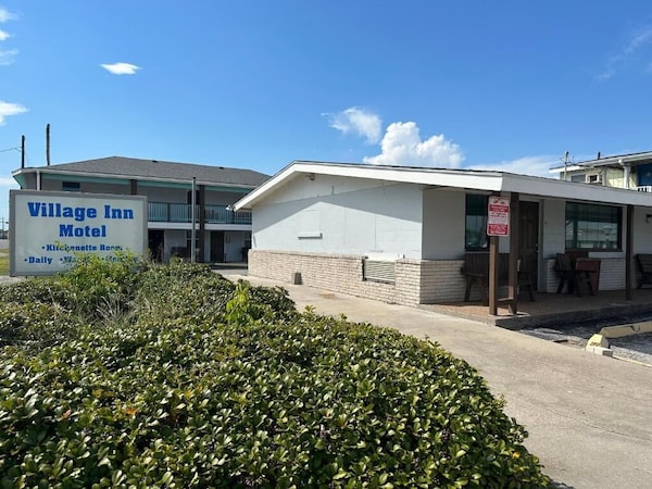 Village Inn Motel - Rockport, TX