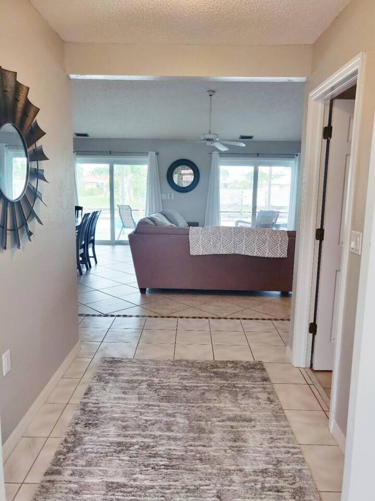 The Playful Pelican - Sanibel, FL