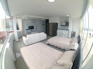 Estúdio Panorâmico, varanda | 1 quarto, ferro/tábua de engomar, Wi-fi grátis 