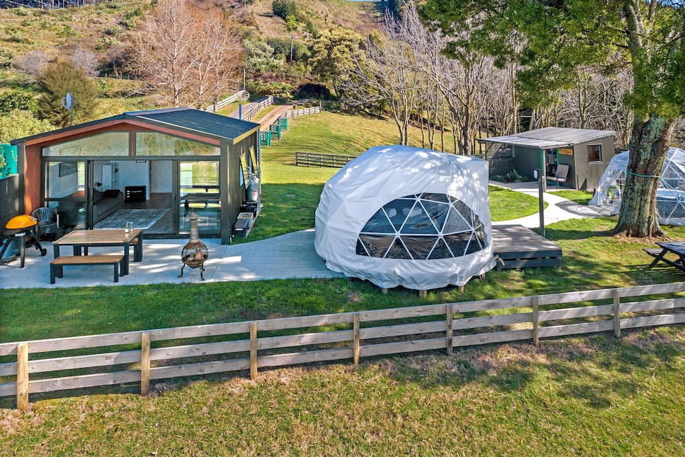 208 Lake Road - Gisborne