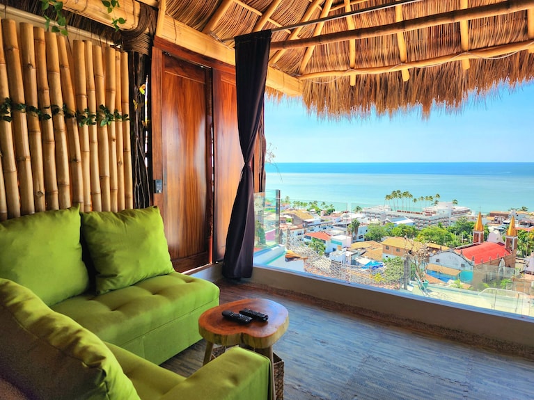 Tree-house Spectacular Ocean View+pool~steps To Beach/malecon~centre Tourist Loc - Puerto Vallarta
