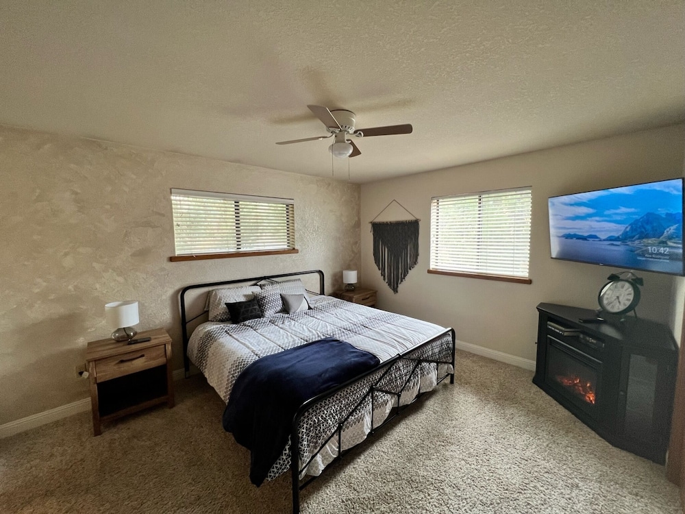 Near Yosemite & Lake & On Golf Course - Groveland, CA