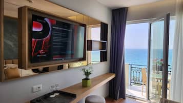 Superior Double Room with Balcony and Sea View | 1 quarto, roupas de cama antialérgicas, quartos à prova de som