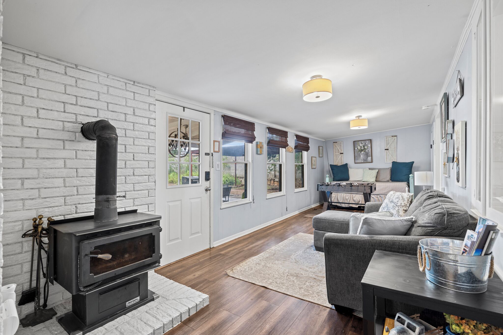 Live Oak Farm Haus Near Main Street & Heb Sleeps12 - Fredericksburg, TX