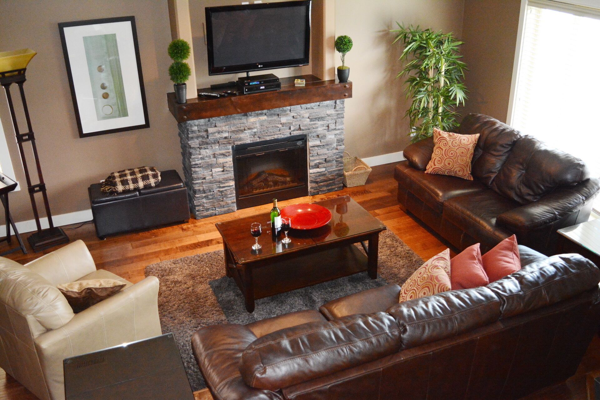 Spacious Invermere 3bd2.5ba Townhome Nestled In The Purcell Mountains! - Invermere