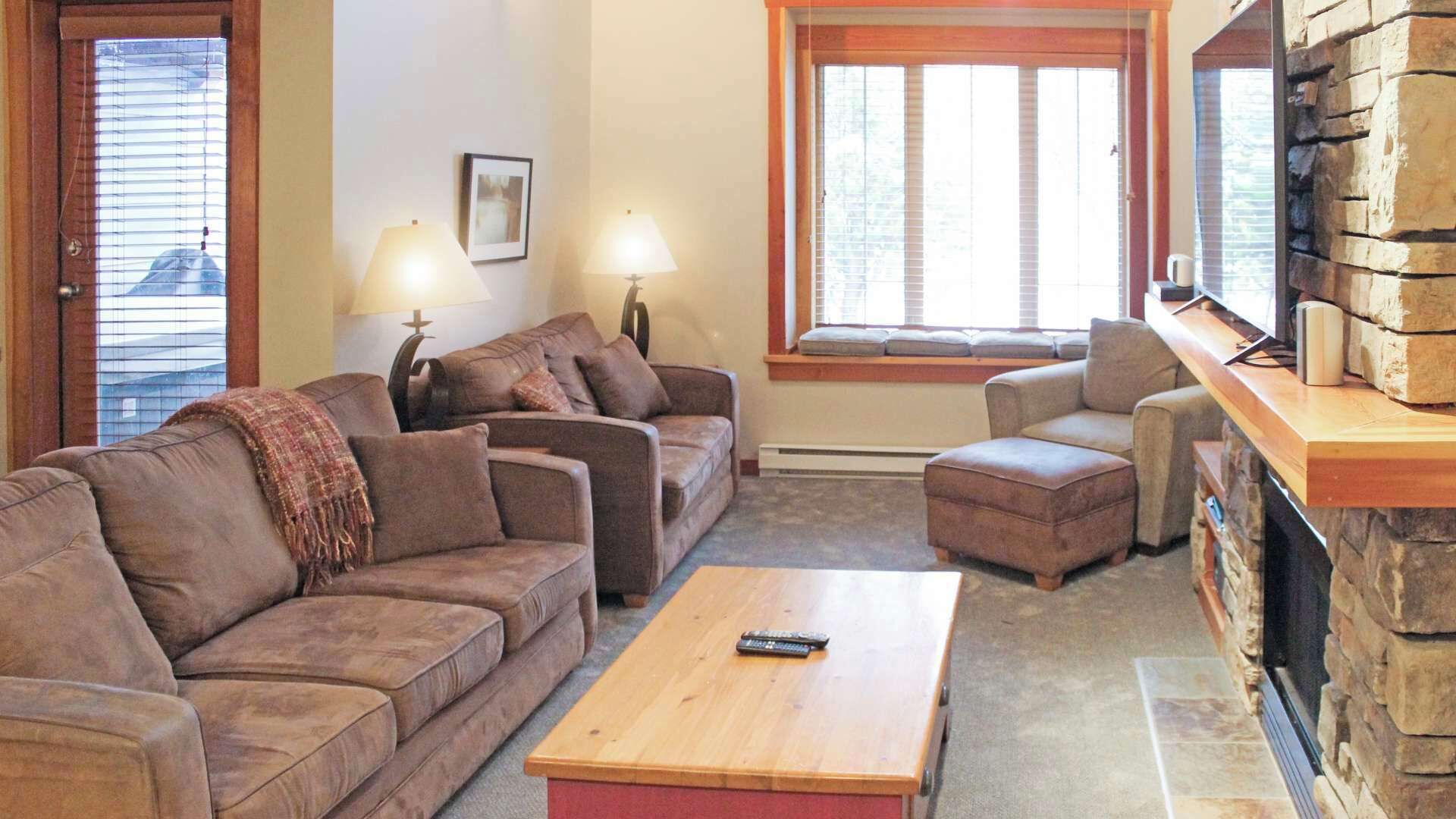 Fernie - Pinnacle Ridge Chalet 45-102 - Fernie