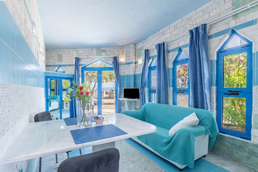 Apartment 'Paco's Resort Superior Villa 8' With Sea View, Wi-fi And Air Conditioning - Paxi