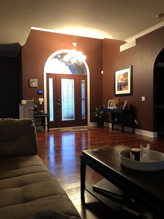 Beautiful Home Located In The Heart Of Spring Green, Close To Area Attractions - Tower Hill State Park, Spring Green