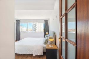 Apartamento | Berços/camas para crianças grátis, Wi-fi grátis