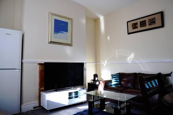 Stunning 5-bed House In Newcastle Upon Tyne - Newcastle upon Tyne