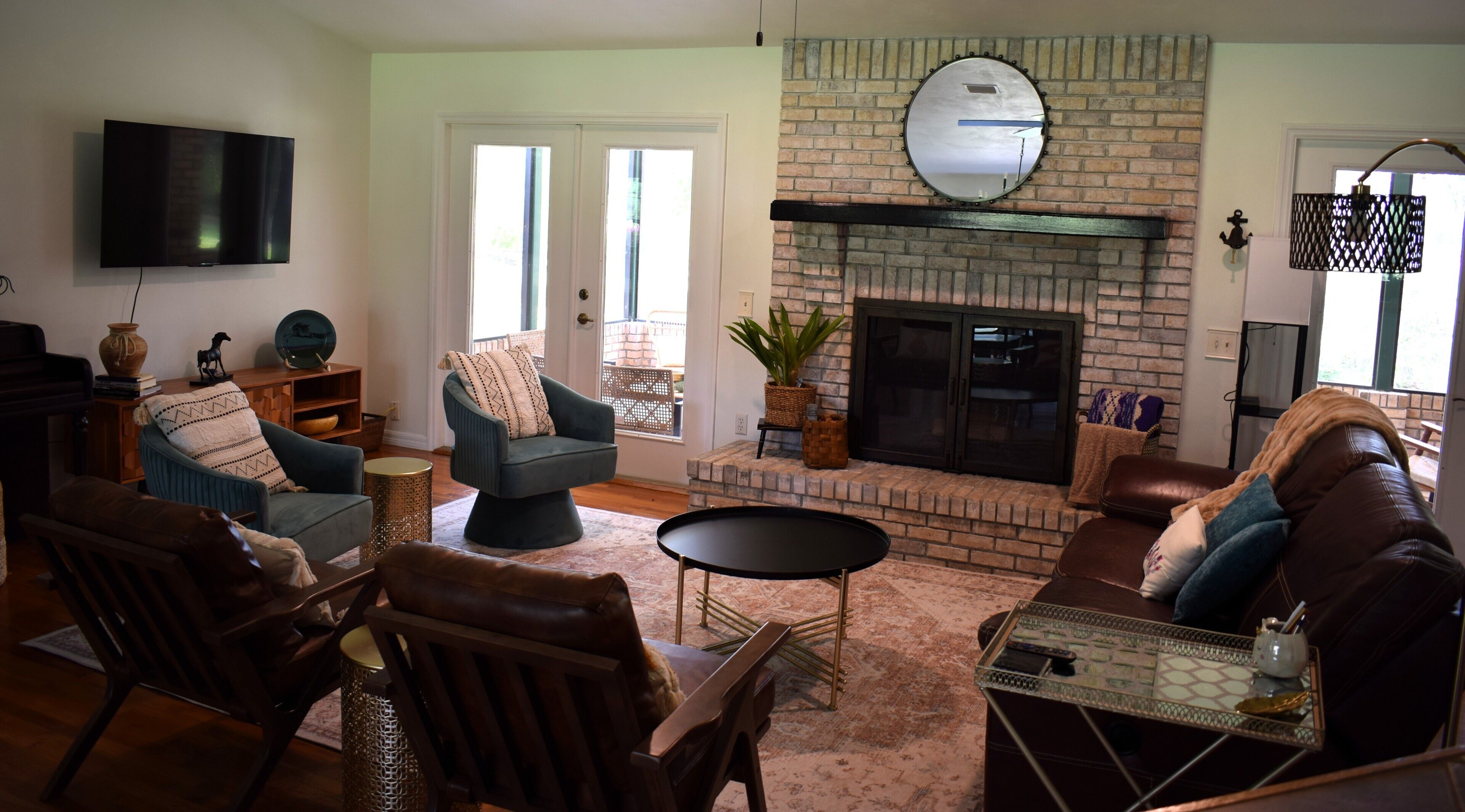 Lakefront Privacy, Inviting Home On Unique Country Property, Minutes To Deland - DeLand, FL