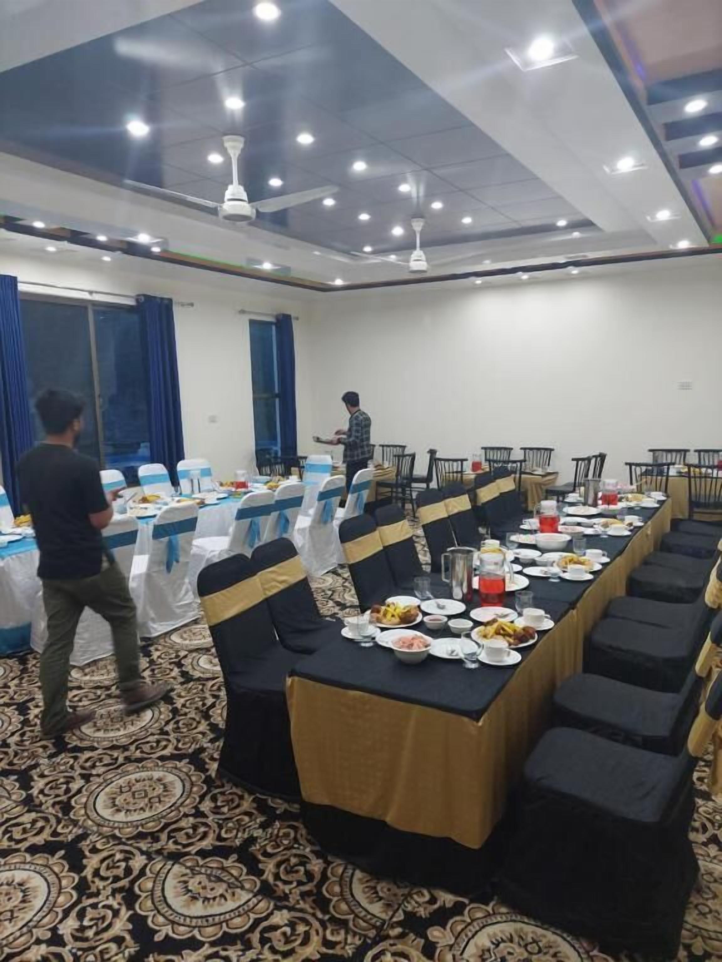 Pequeno-almoço tipo buffet diário incluído 