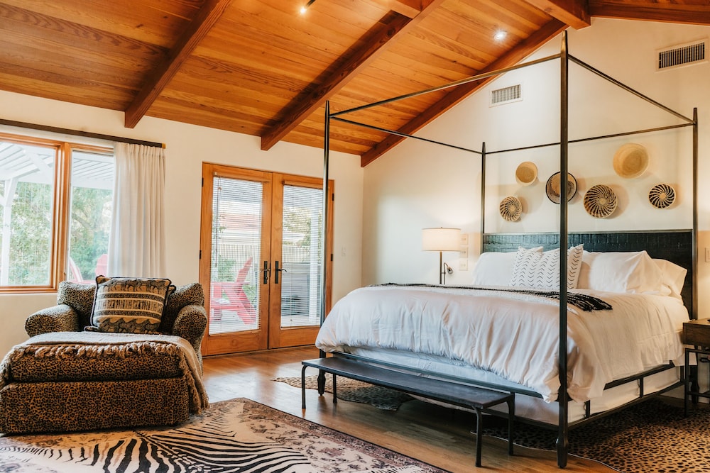 Modernized Farm House On a U Pick Farm - Santa Ynez | Vrbo