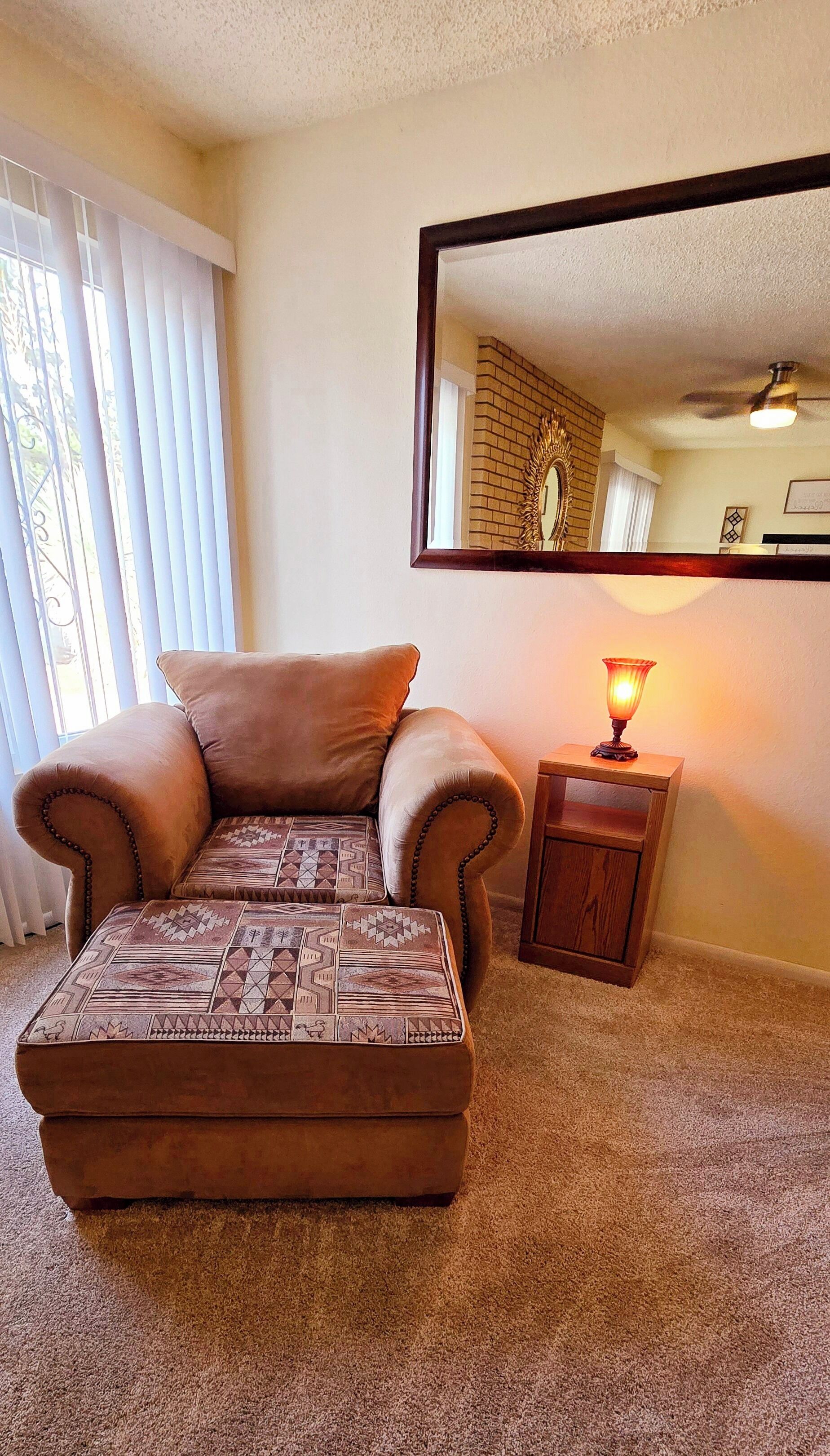 Balloon Haven, King Bed, Cozy Fireplace, Office, Basketball, Foosball, 3br 2ba - Albuquerque
